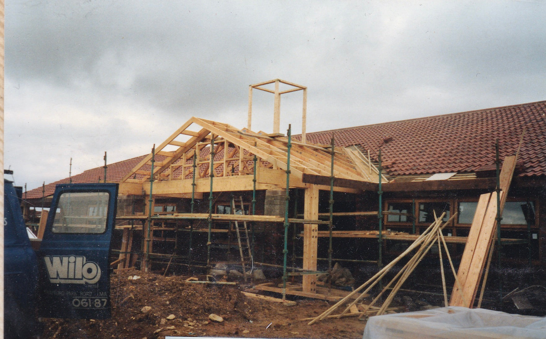 1986-87 Building our School – MKPS School History